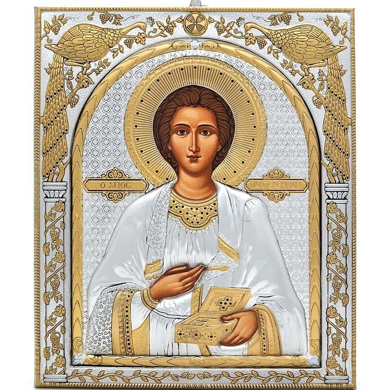 Пантелеймон Целитель. Икона в античной ризе из серебра. (20,5 х 24 см / в античной серебряной ризе с позолотой)