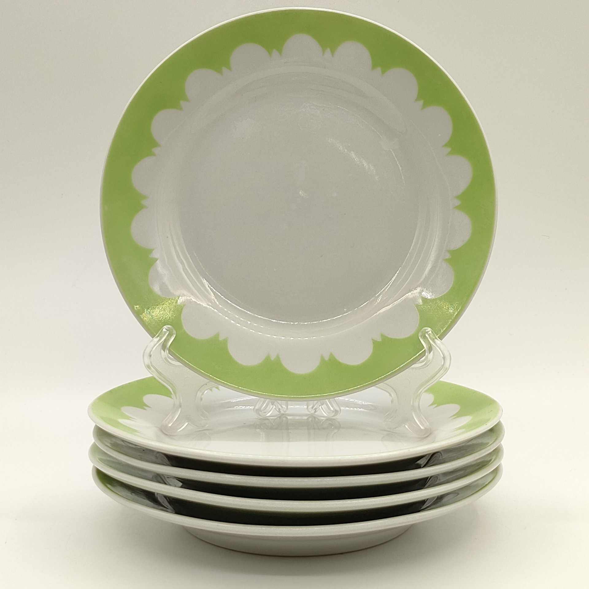 Набор из 5-ти пирожковых тарелок, украшенных ажурным орнаментом, фарфор, деколь