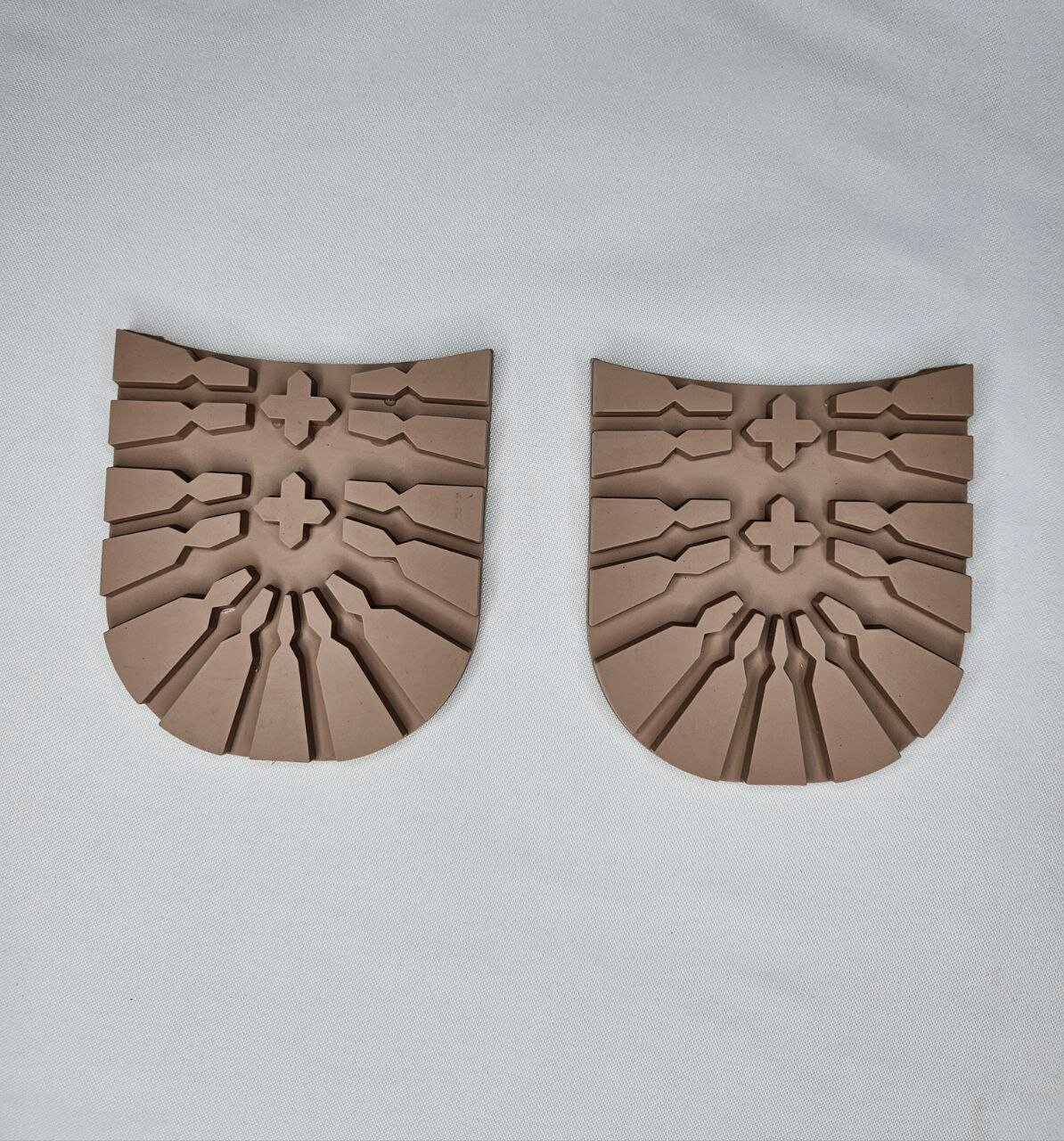 Набойка на каблук для зимней обуви, цв. розово-бежевая