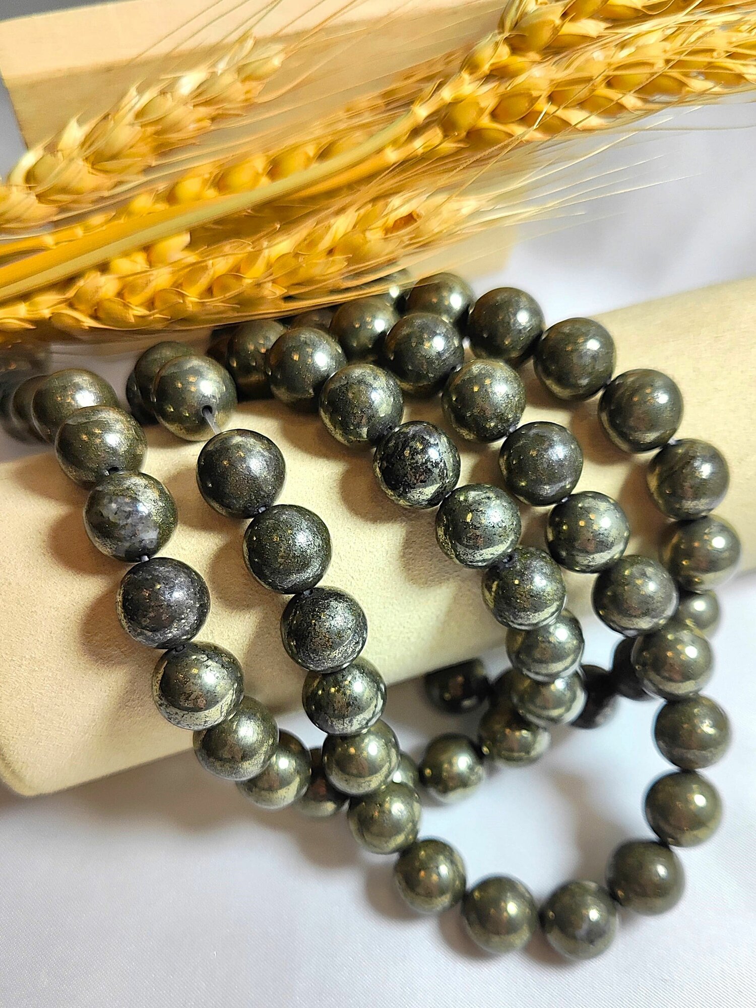 Бусины пирит А шар гладкий 12 мм (нить 17 см), Suntrim