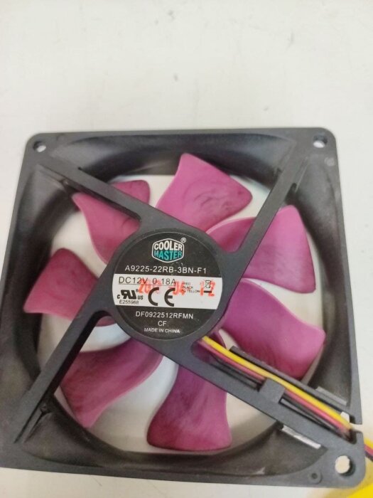 Вентилятор COOLER MASTER A8025-22RB-3BN-F1 12V 0.18A 8CM 8025 3wires Fan