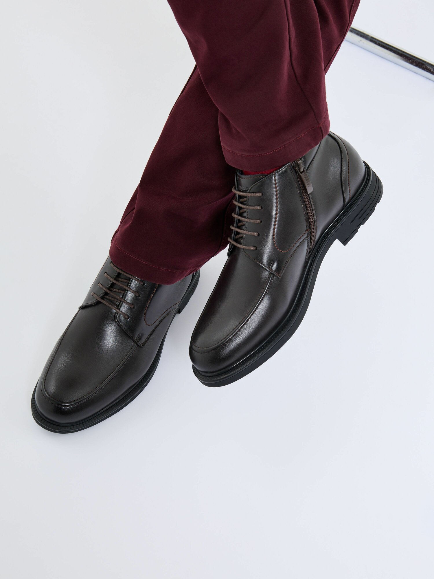 Ботинки дерби