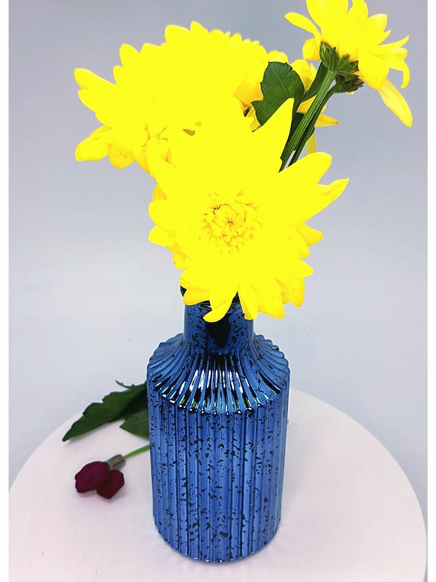 Мини ваза для цветов и сухоцветов стеклянная на 170 мл Синяя
