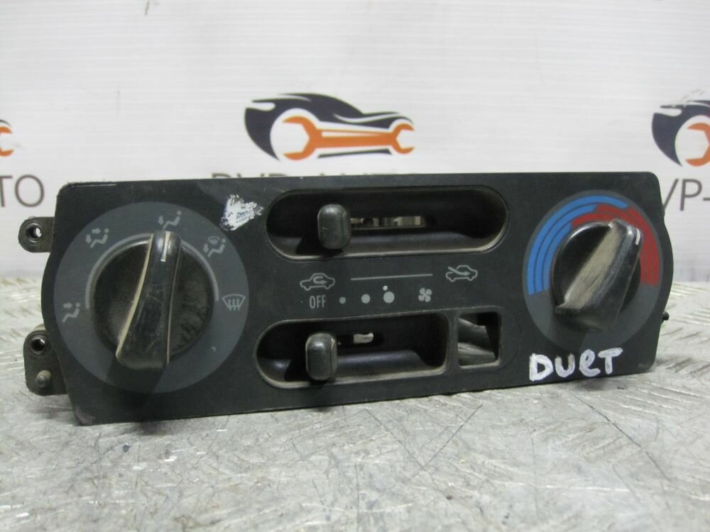Блок управления отопителем Toyota Duet 1998-2004