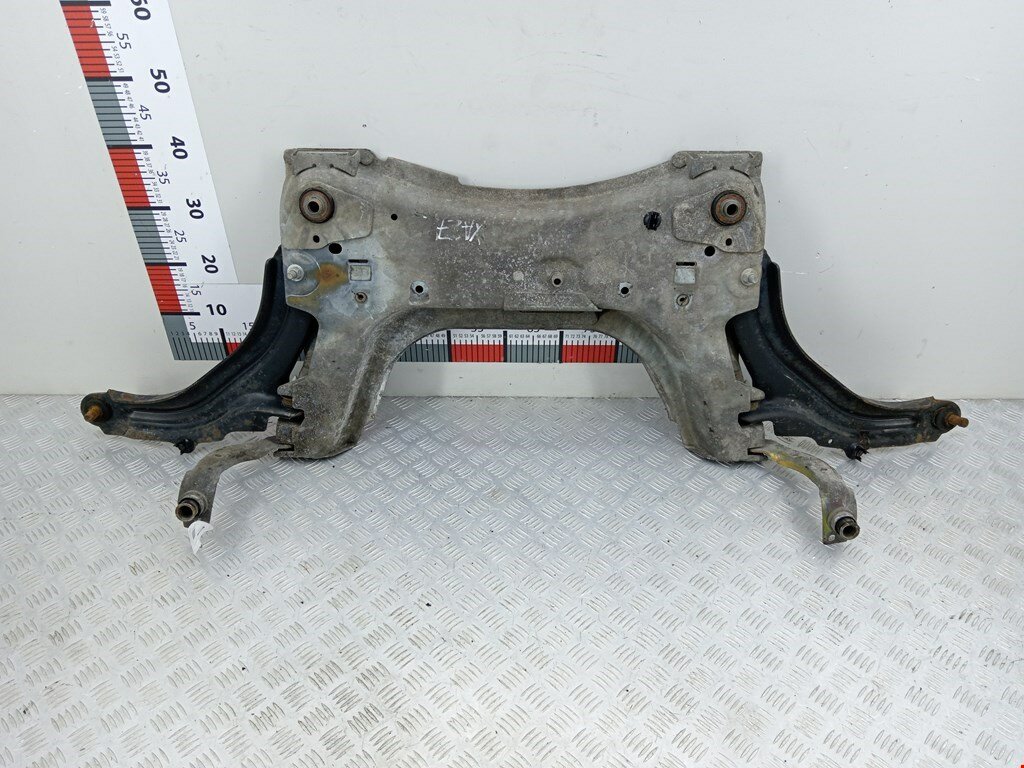 Балка подмоторная (подрамник) Renault Megane 2 8200742904 арт. 1954508