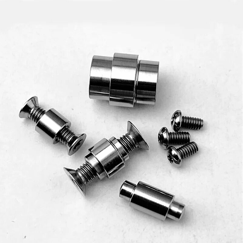 Комплект титановых винтов для Spyderco Paramilitary3 Para3 C223 1 Set Titanium color