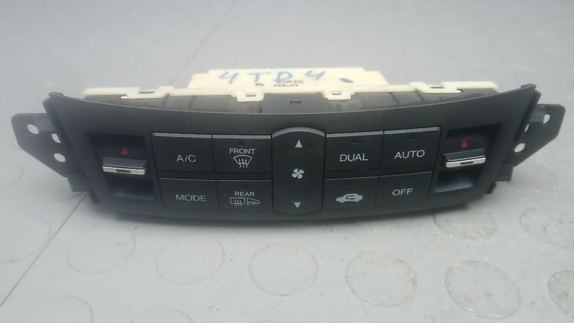 Блок управления печки и климат-контроля CHEVROLET ORLANDO