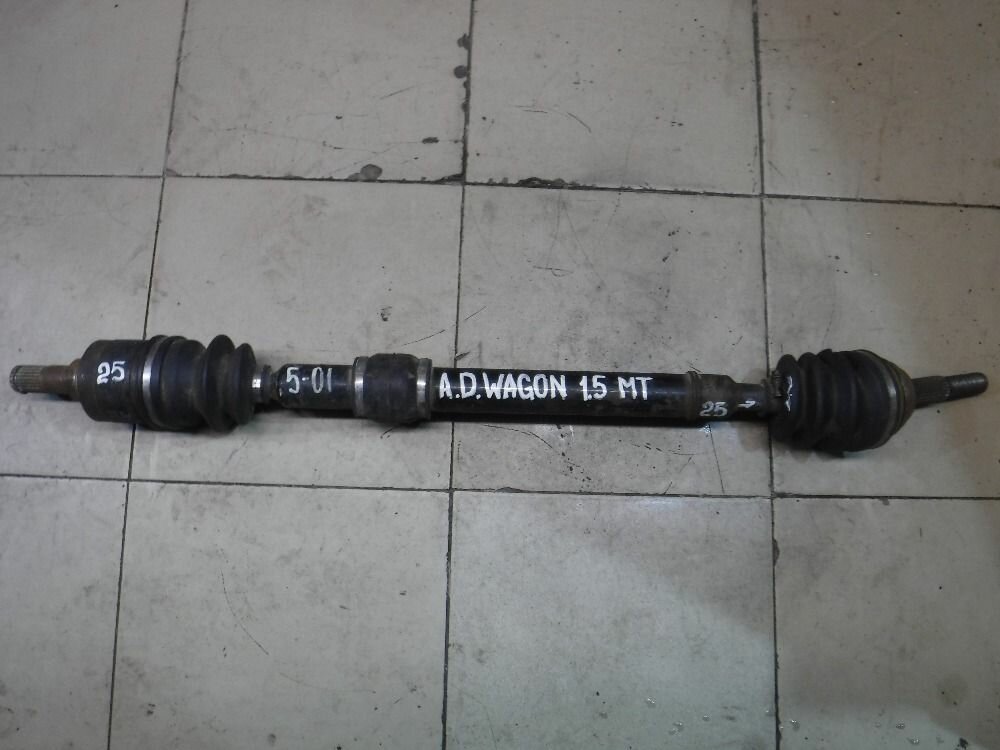 Полуось передняя правая Nissan AD 391000M005