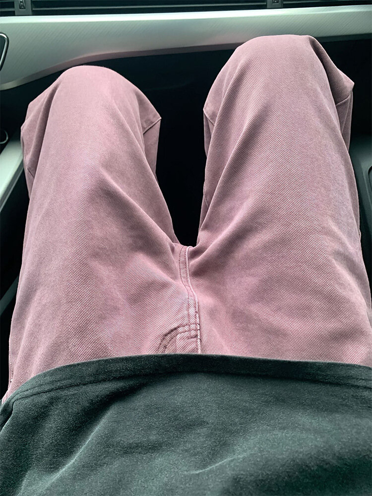 Джинсы зауженные