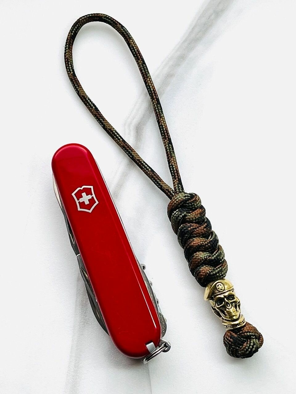 Темляк для ножа из паракорда с латунной бусиной "Морская Пехота"