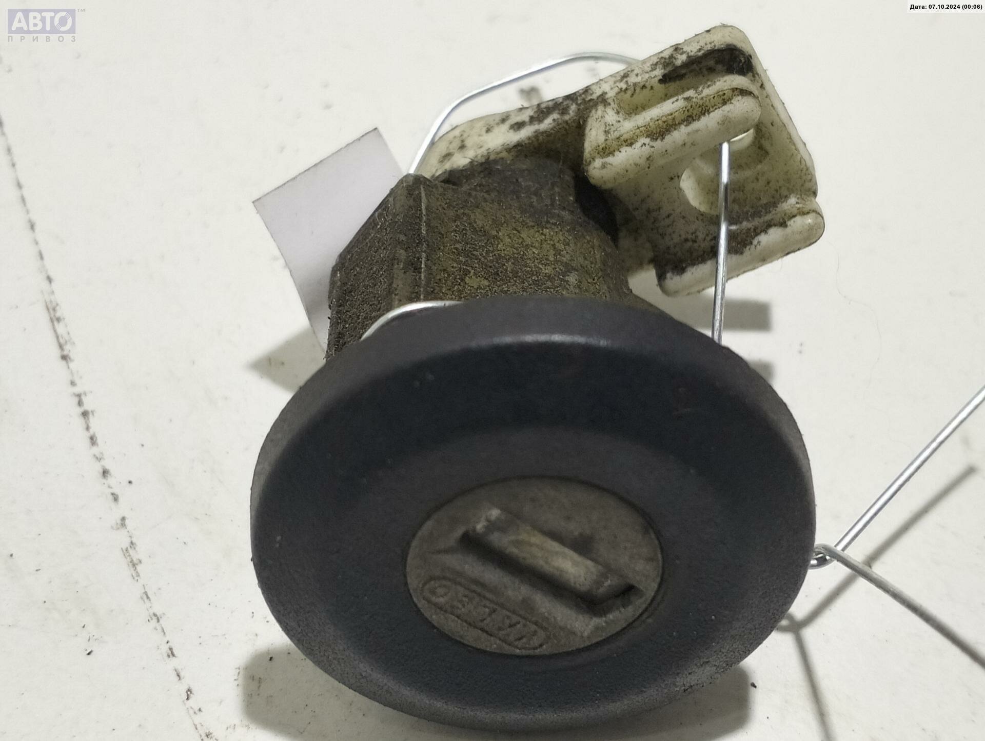 Личинка замка Peugeot 309