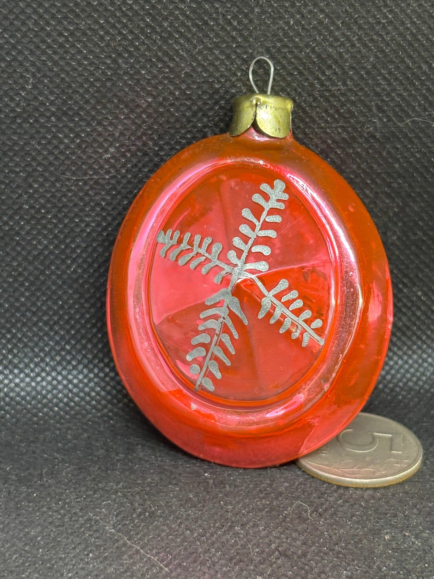 Елочная игрушка СССР медальон цветок объемный стекло # 19