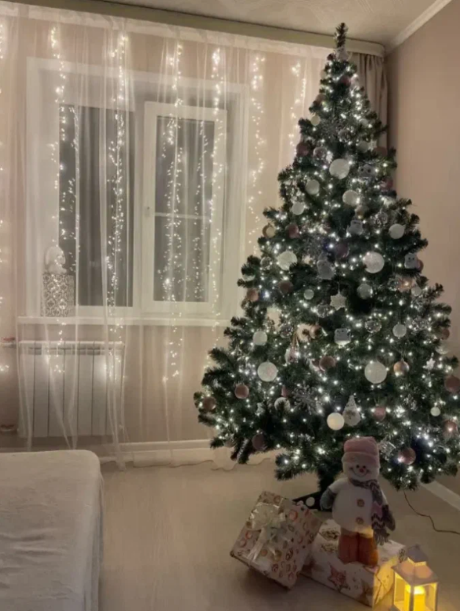 Гирлянда светодиодная - "Занавес"(Хвойная лапа), 800 LED, белая, прозрачный провод 3,0 х 2.0 м, 8 режимов, стыкуется