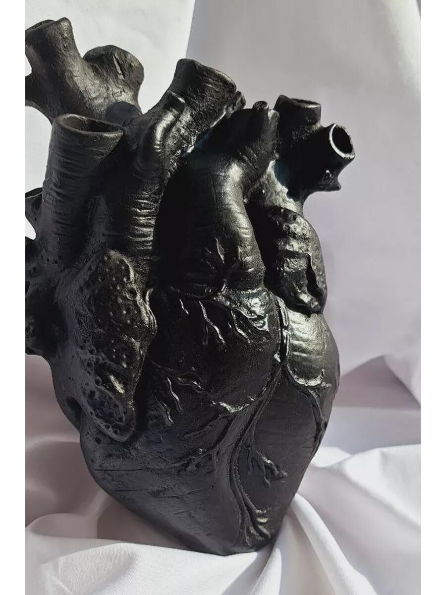 Гипсовая ваза для сухоцветов в форме сердца, черный цвет, насотольная