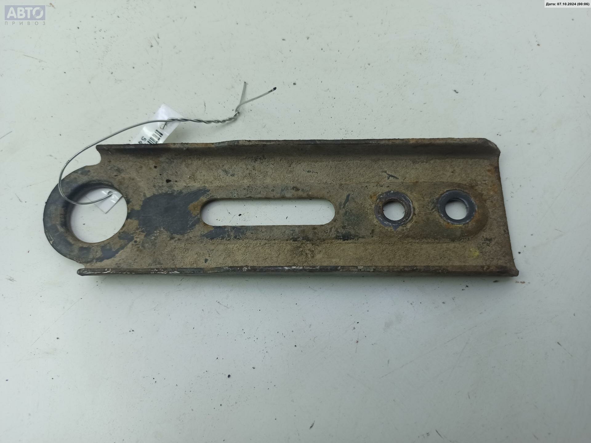 Кронштейн радиатора Opel Combo C (2001-2011)