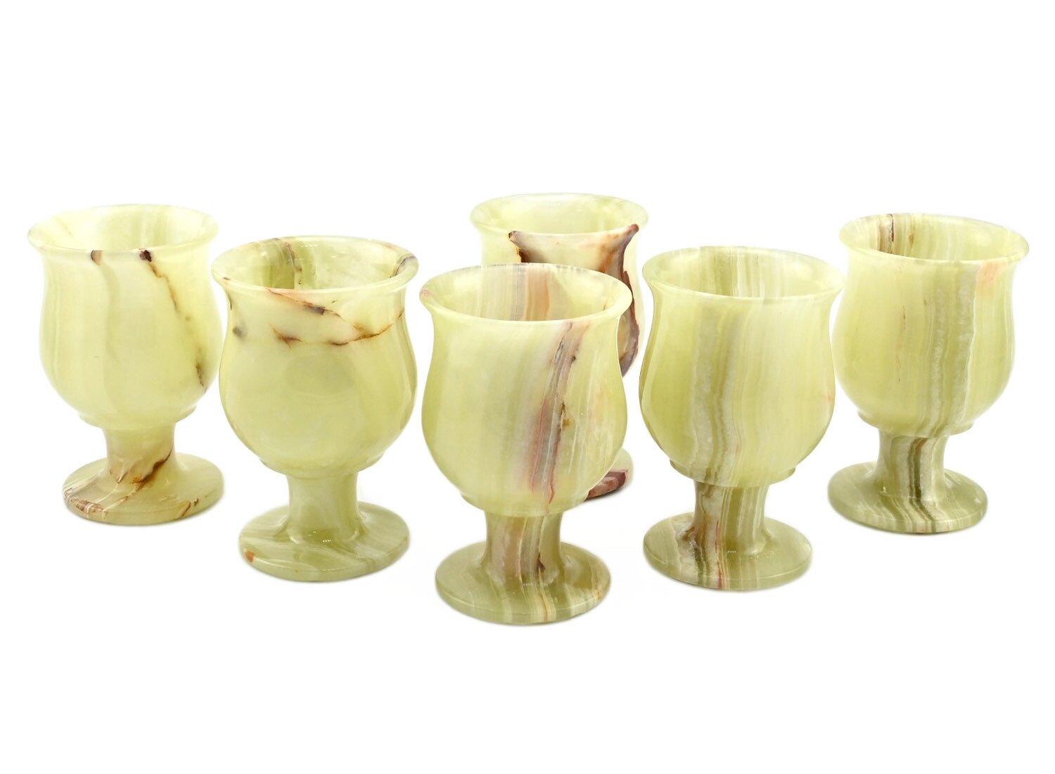 Набор эксклюзивных бокалов из камня оникс 6 шт 60*60*95мм в бархатной упаковке .