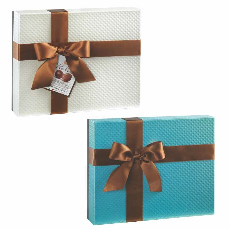 Конфеты SOCADO ассорти из молочн шоколада с пралине и кремом капучино "Текстура" /картон/ 250г