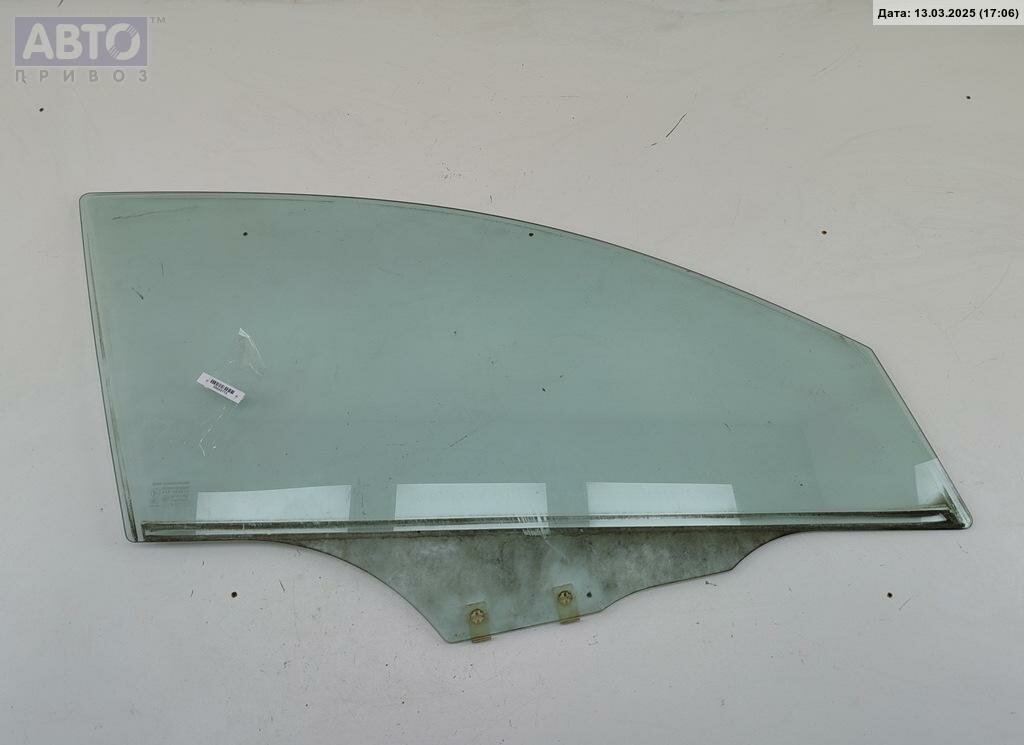 Стекло двери передней правой Mazda 3 (2003-2008) BK