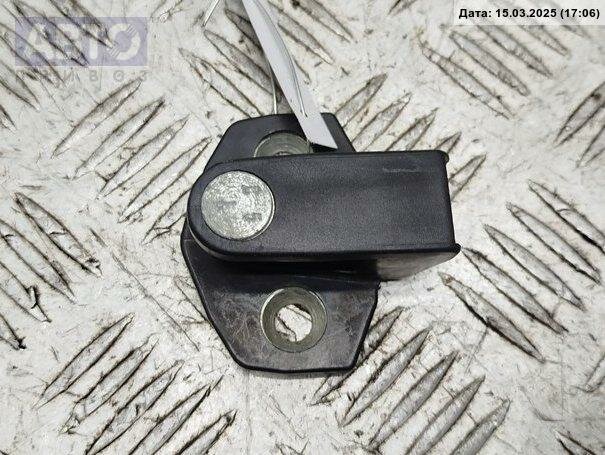 Ответная часть (скоба) замка двери BMW 3 E36 (1991-2000)