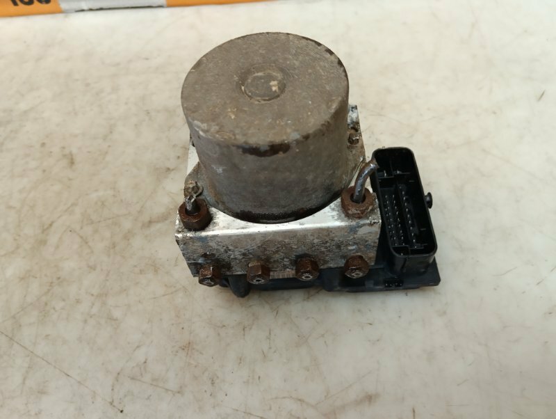 Б/У Блок АБС Блок ABS (насос) Geely Emgrand X7 2014 390198 GEELY арт. 1014014432