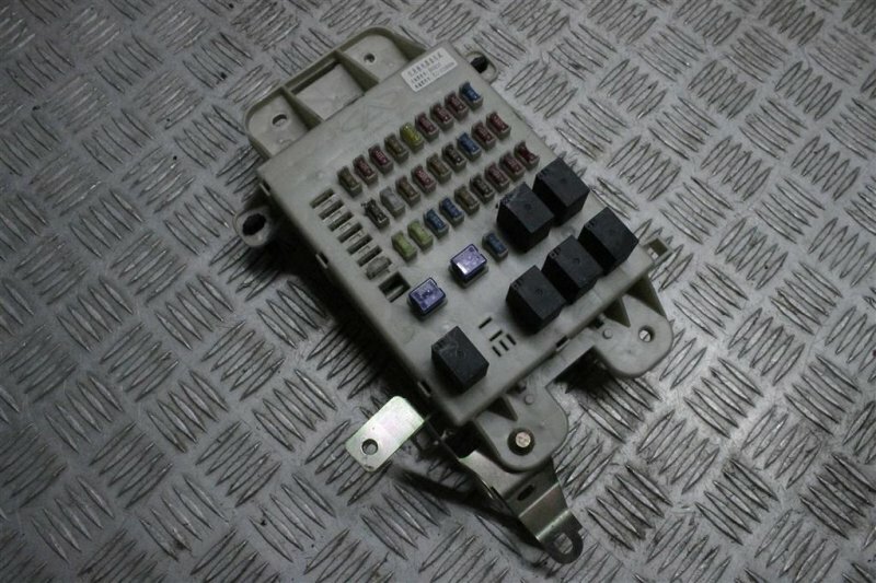 Б/У Блок предохранителей Chery Tiggo 1 T11 / Чери Тигго 1 T11 2.0 SQR484F 136Л.С 2010