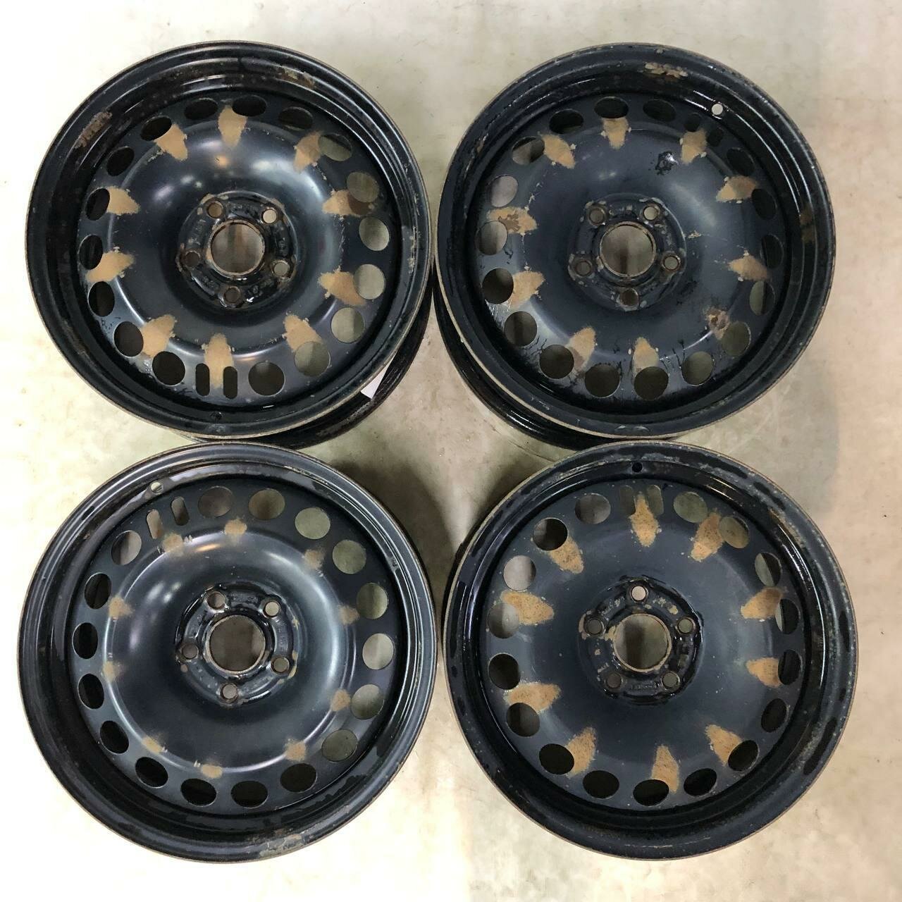 Колесные диски Штампованные 16x6.5 PCD 5x105 D56.6 ET39 (оригинал)