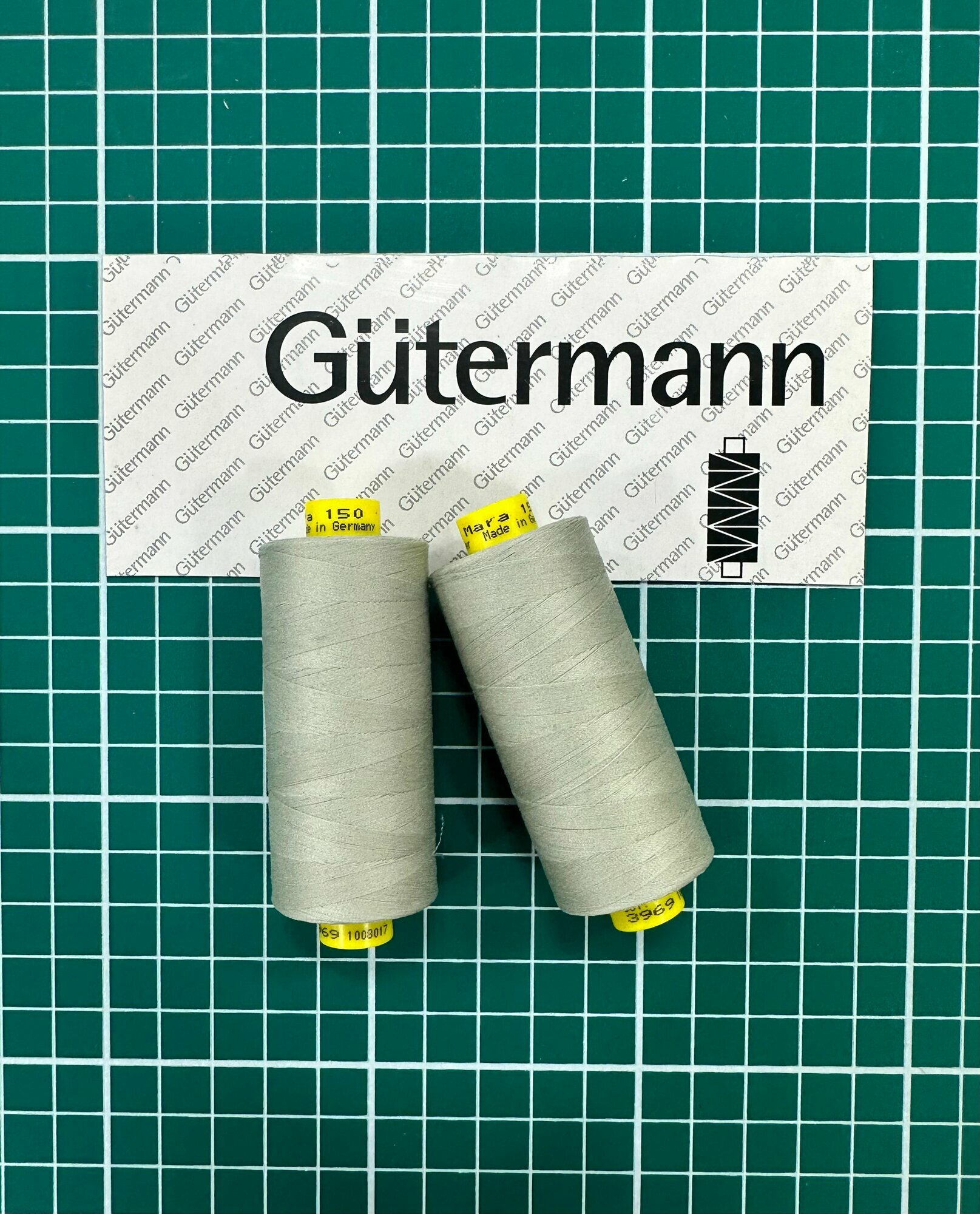 Gutermann Mara 150; col: 3969 (1000 м) Нитки для шитья