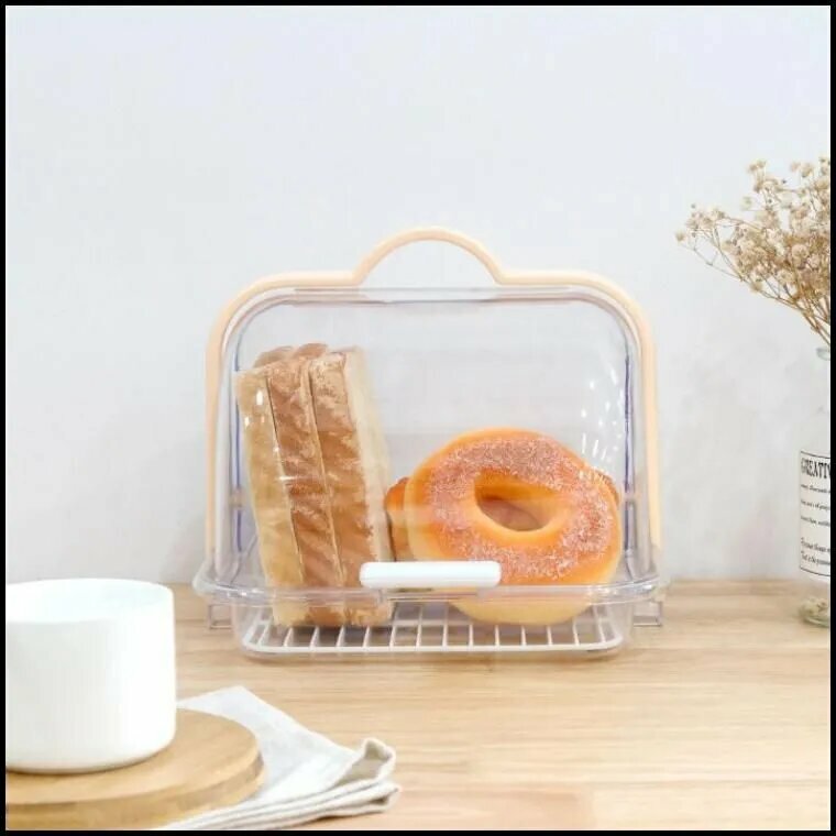 Хлебница "В списках. Все, что я люблю!", откидная крышка, прозрачная, 21,3x21,3x18 см