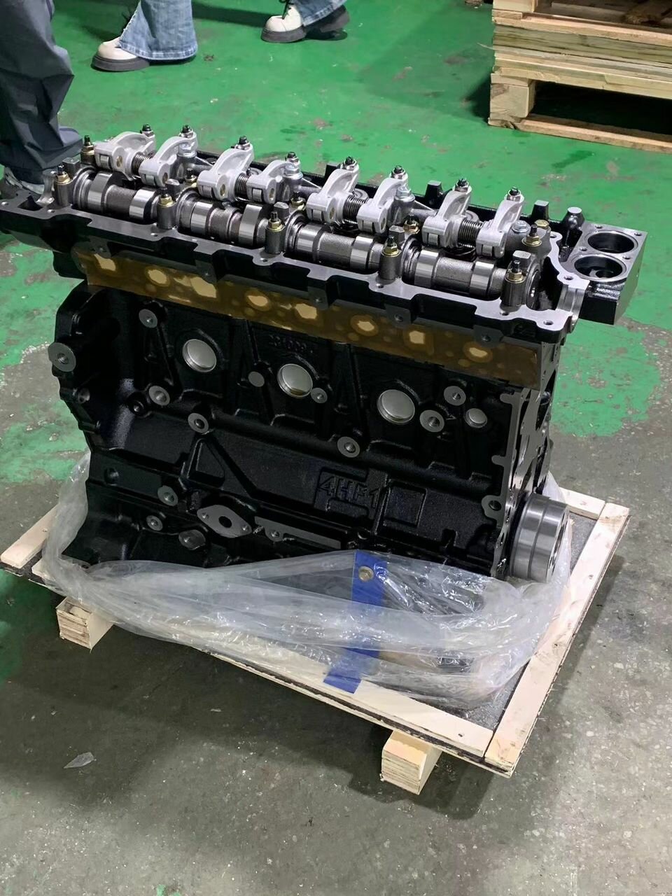 Двигатель 4HF1 Исузу