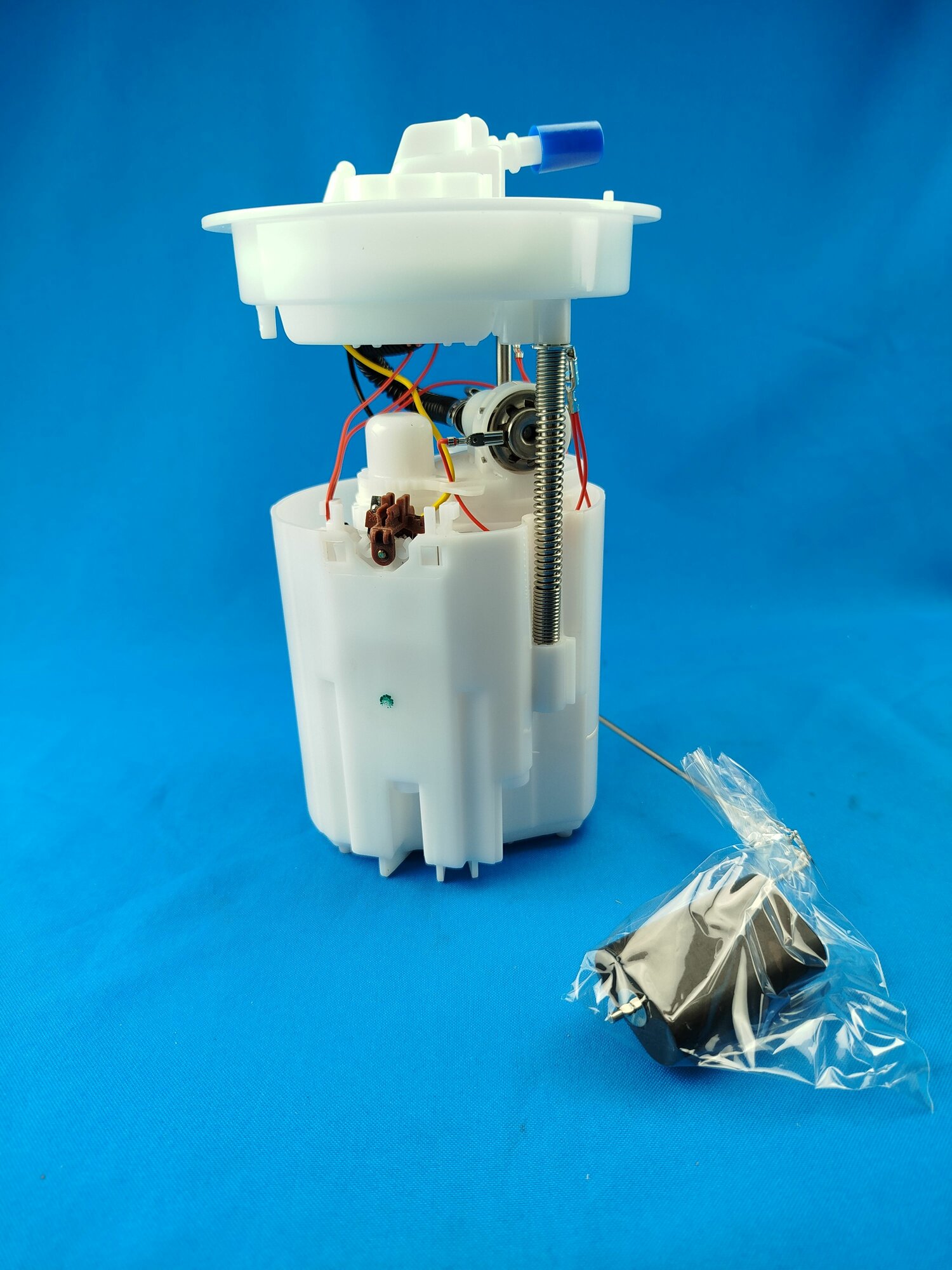 Бензонасос электрический "AMD" для автомобилей Ford C-Max, Focus III