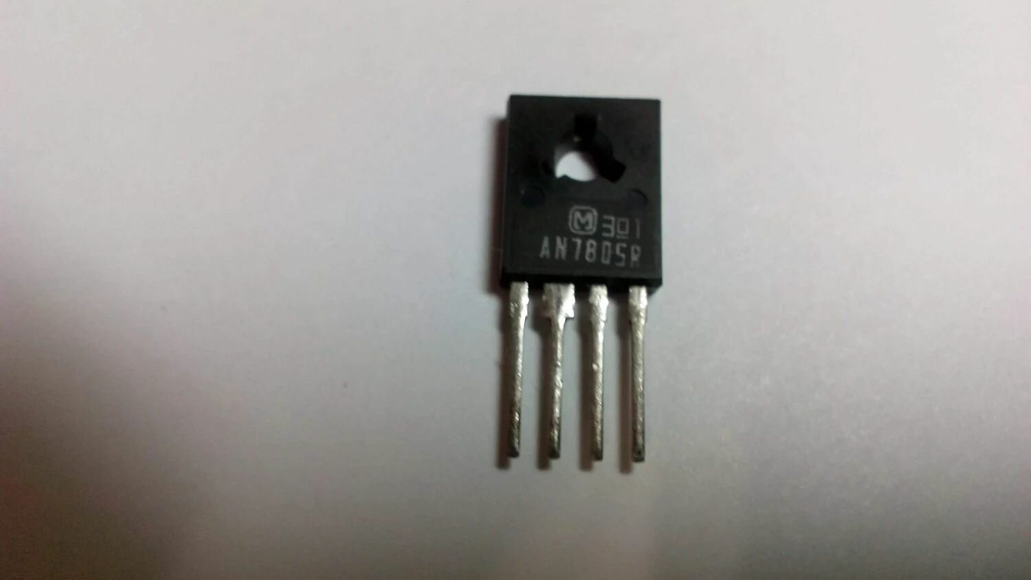 Стабилизатор напряжения AN7805R Микросхема арт. 1252