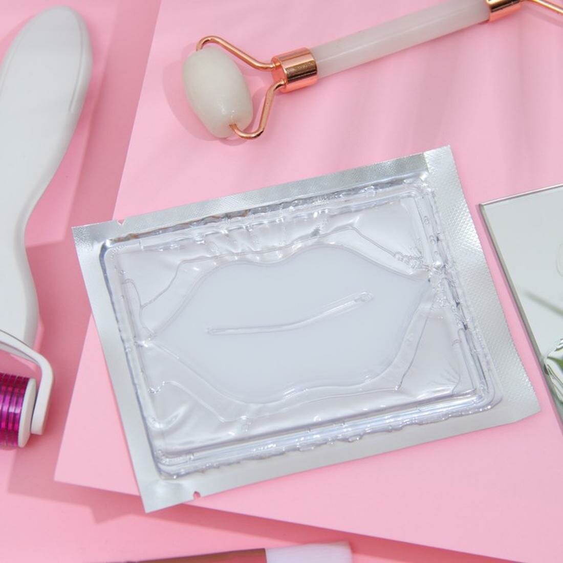 Патч для губ гидрогелевый увлажняющий с кристалами серебра, прозрачный