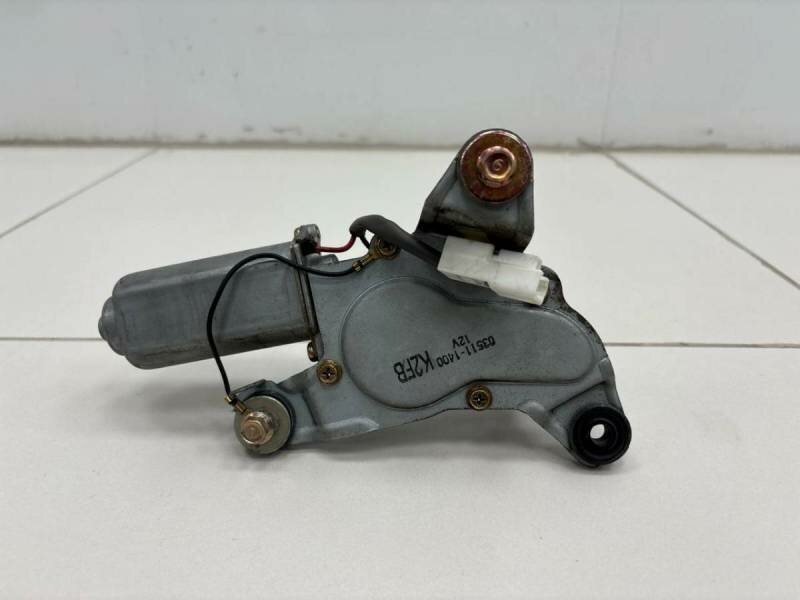 Моторчик стеклоочистителя задний Kia Carens FJ 2002-2006