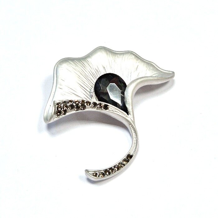 Брошь, кристаллы Swarovski, фианит