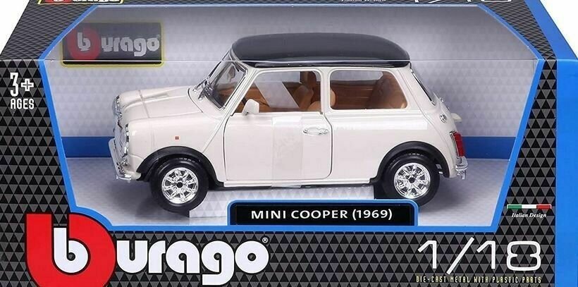 Модель Mini Cooper 1:18 Bburago 1969 год