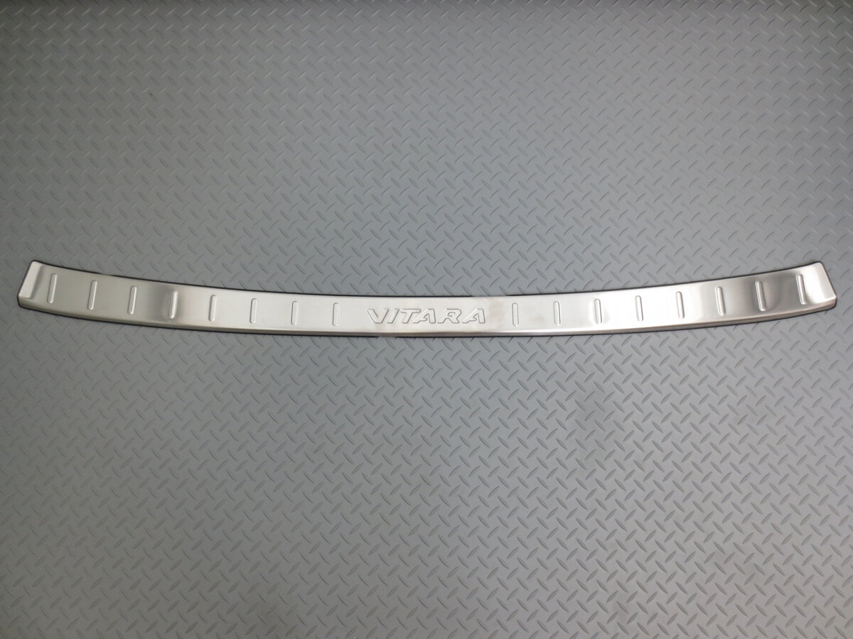 Накладка заднего бампера Suzuki Vitara 2014-.