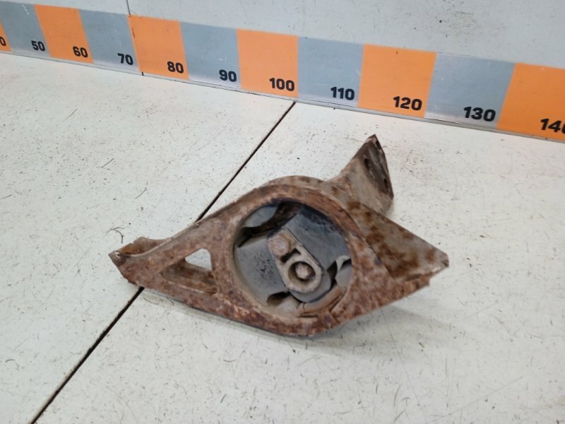 Б/У подушка двигателя, Лада Калина 1 Опора двигателя Лада Калина 11183 249400 LADA арт. 11181001090