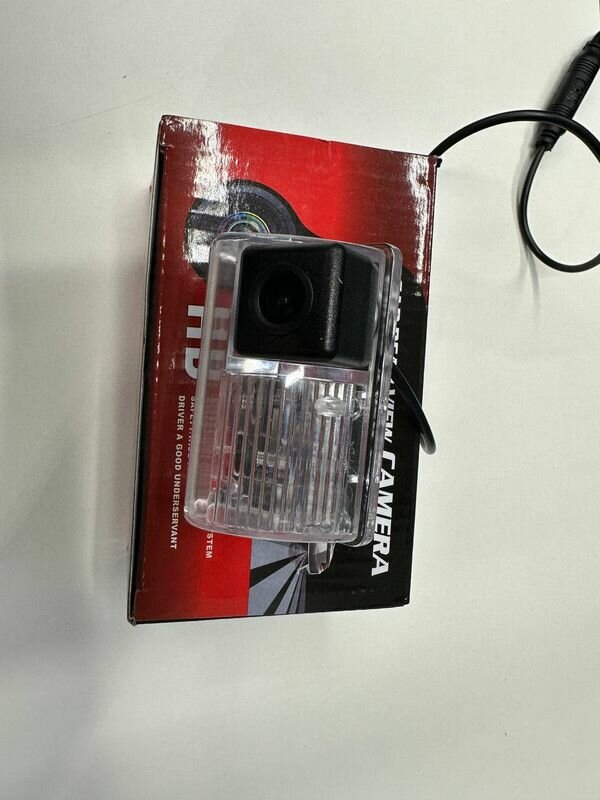 Камера заднего вида в плафоне для BYD F3 Scion XB XD Lifan 620 X6