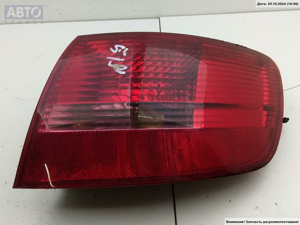 Фонарь задний правый Audi A6 C6 (2004-2011)
