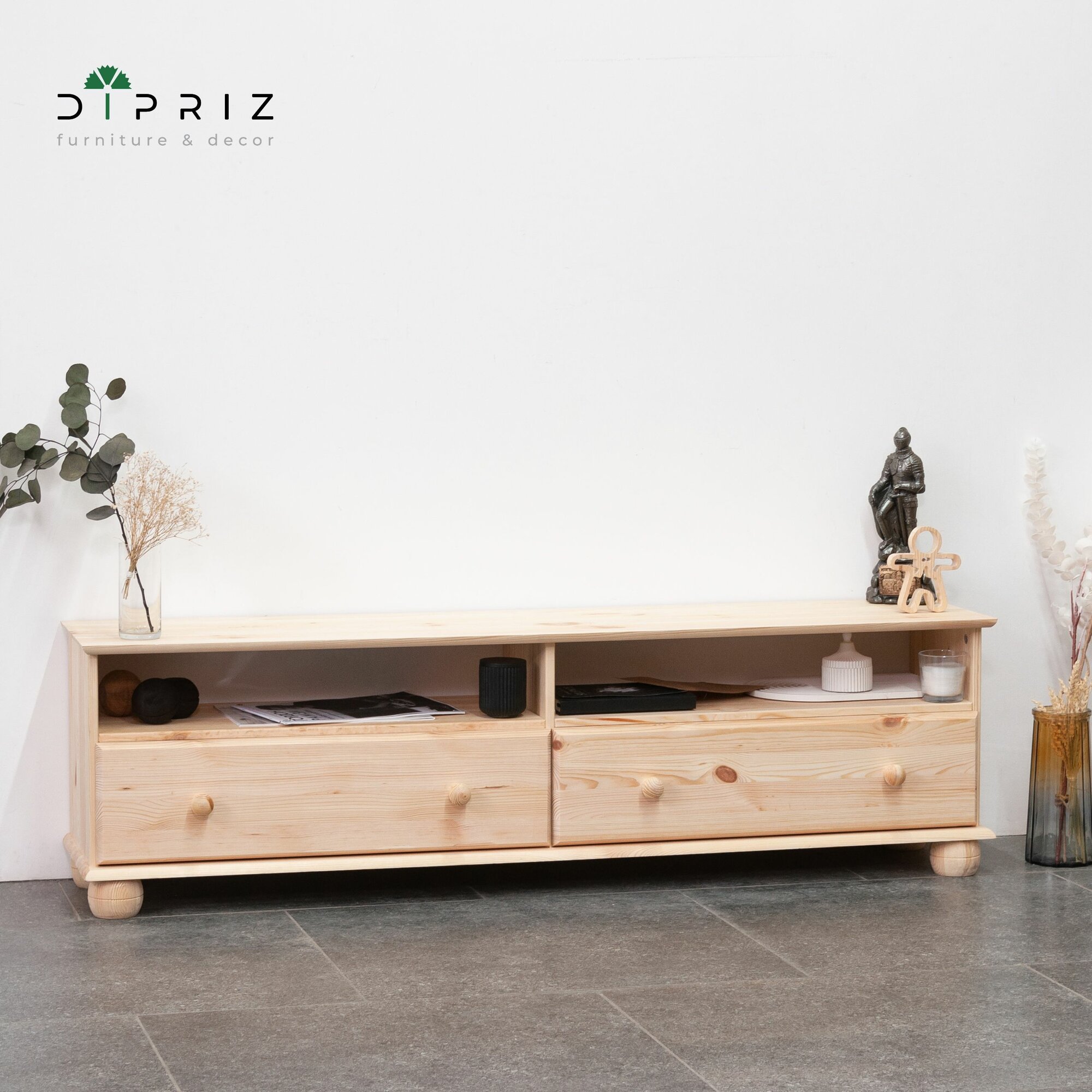 Тумба под телевизор 140 см Бритта с ящиками и полками, из массива сосны в натуральной отделке