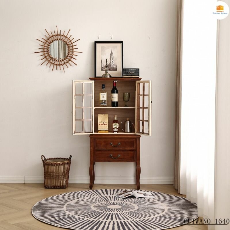 Шкаф-витрина