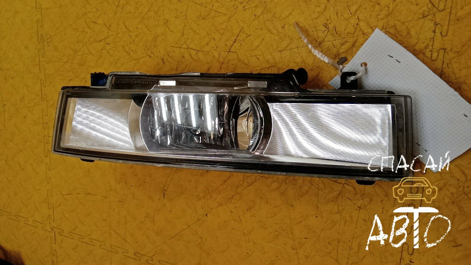 Фара противотуманная Yeti Skoda