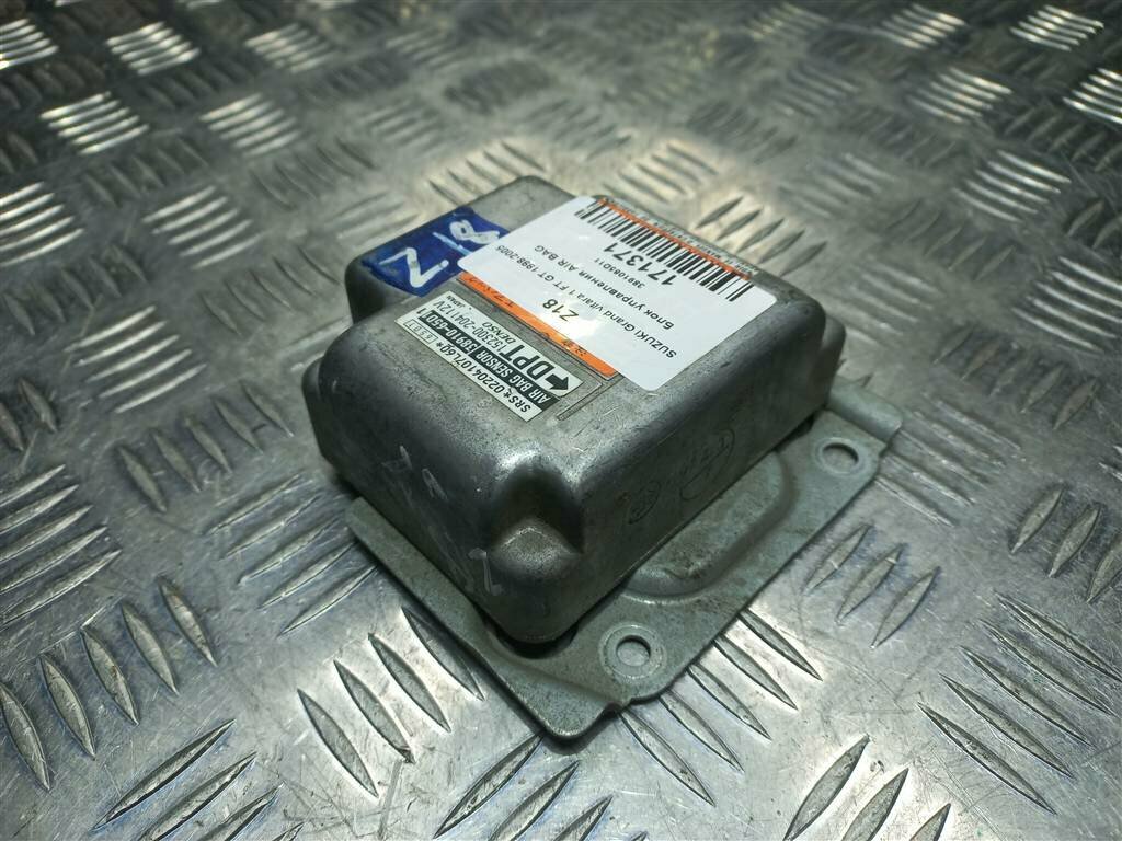Блок управления SRS (AIR BAG) Б/У для SUZUKI Grand Vitara I рестайлинг (2000—2006) 3891065D11