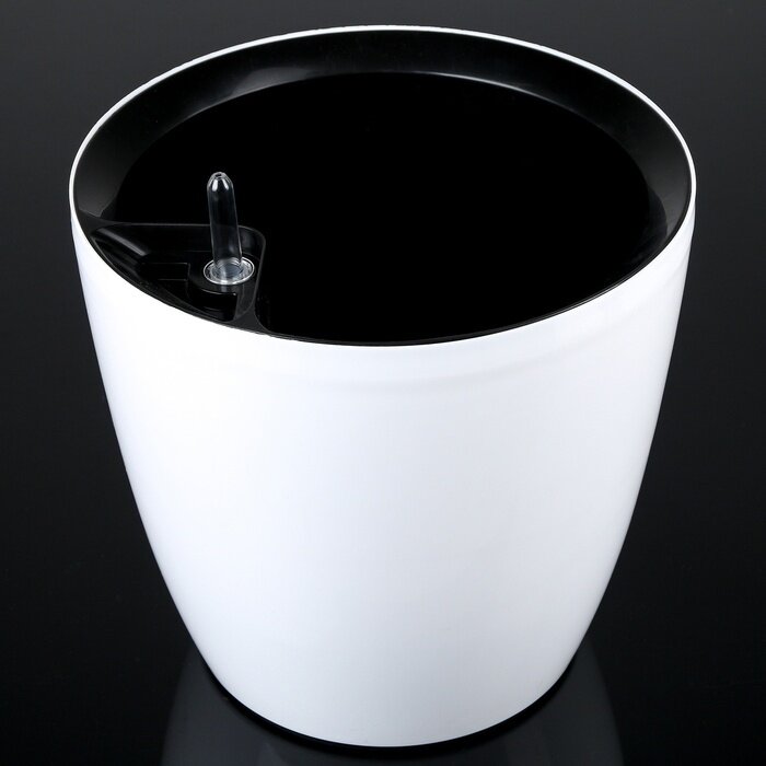 Кашпо с автополивом Техоснастка "Комфорт", 12 л, белое