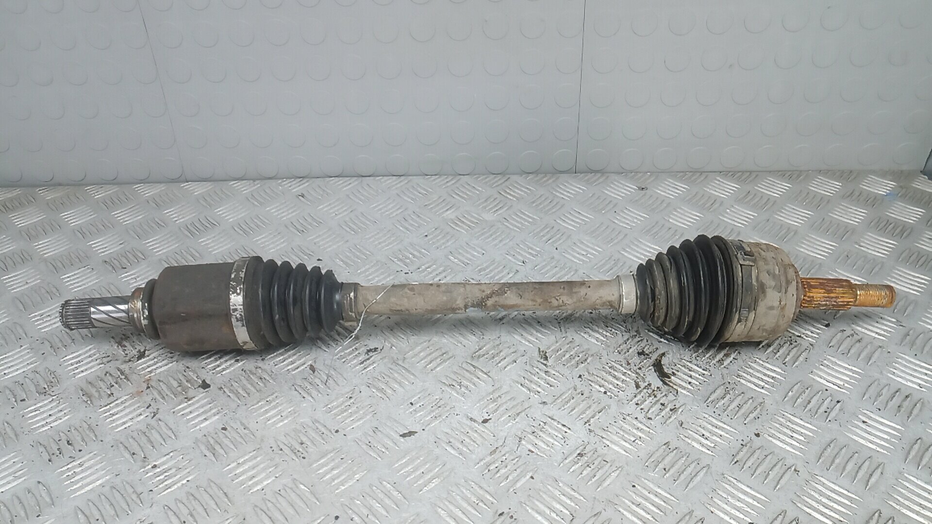 Привод передний левый RENAULT FLUENCE 1