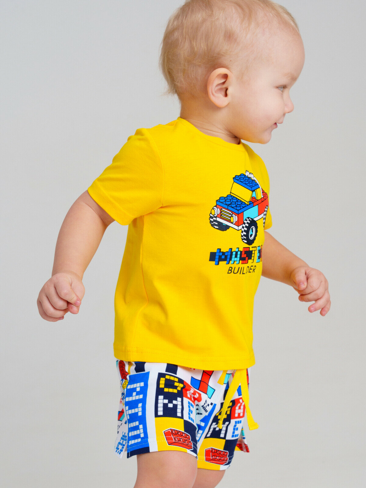 Комплект одежды