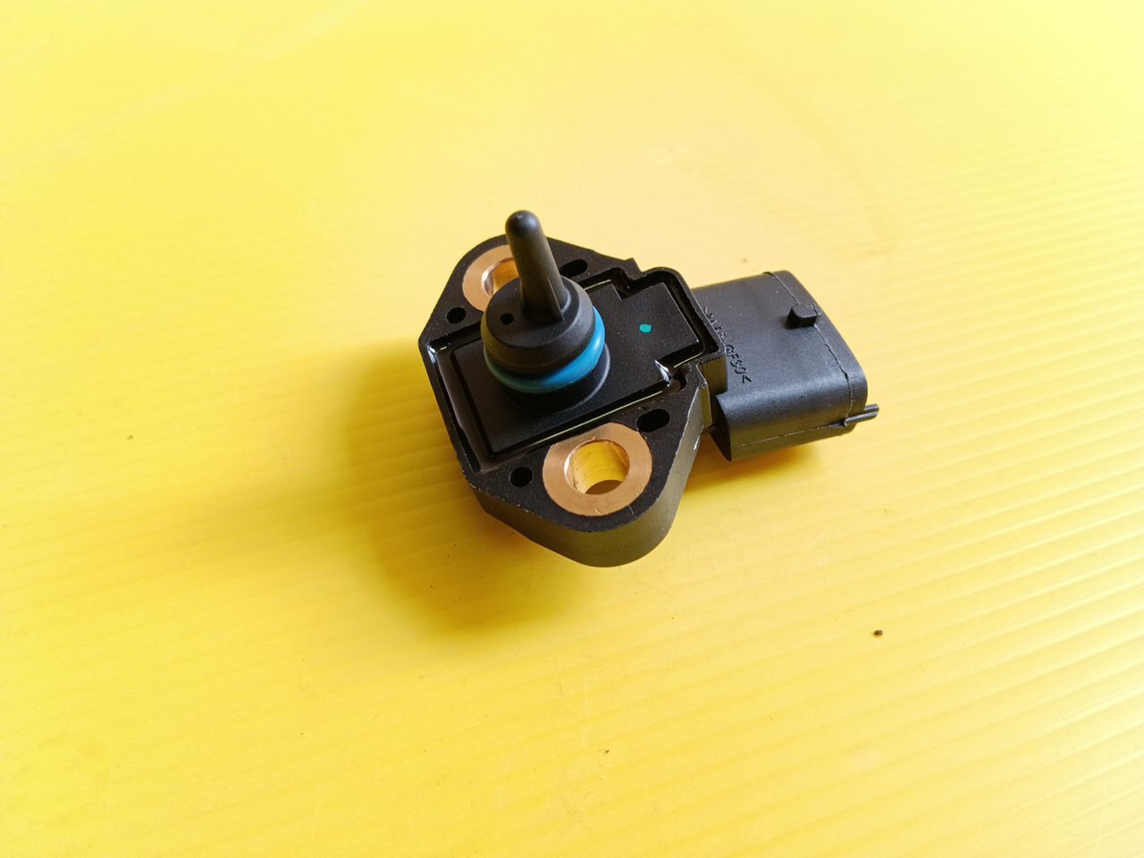 Датчик давления топлива 0281002953