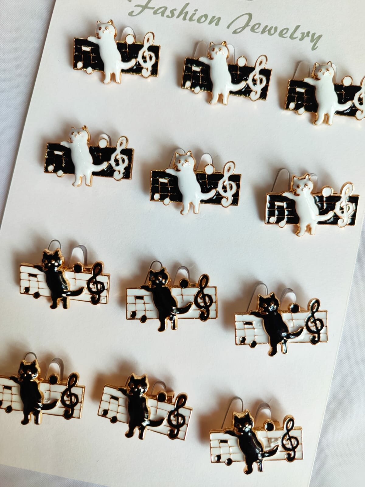 Брошь, эмаль