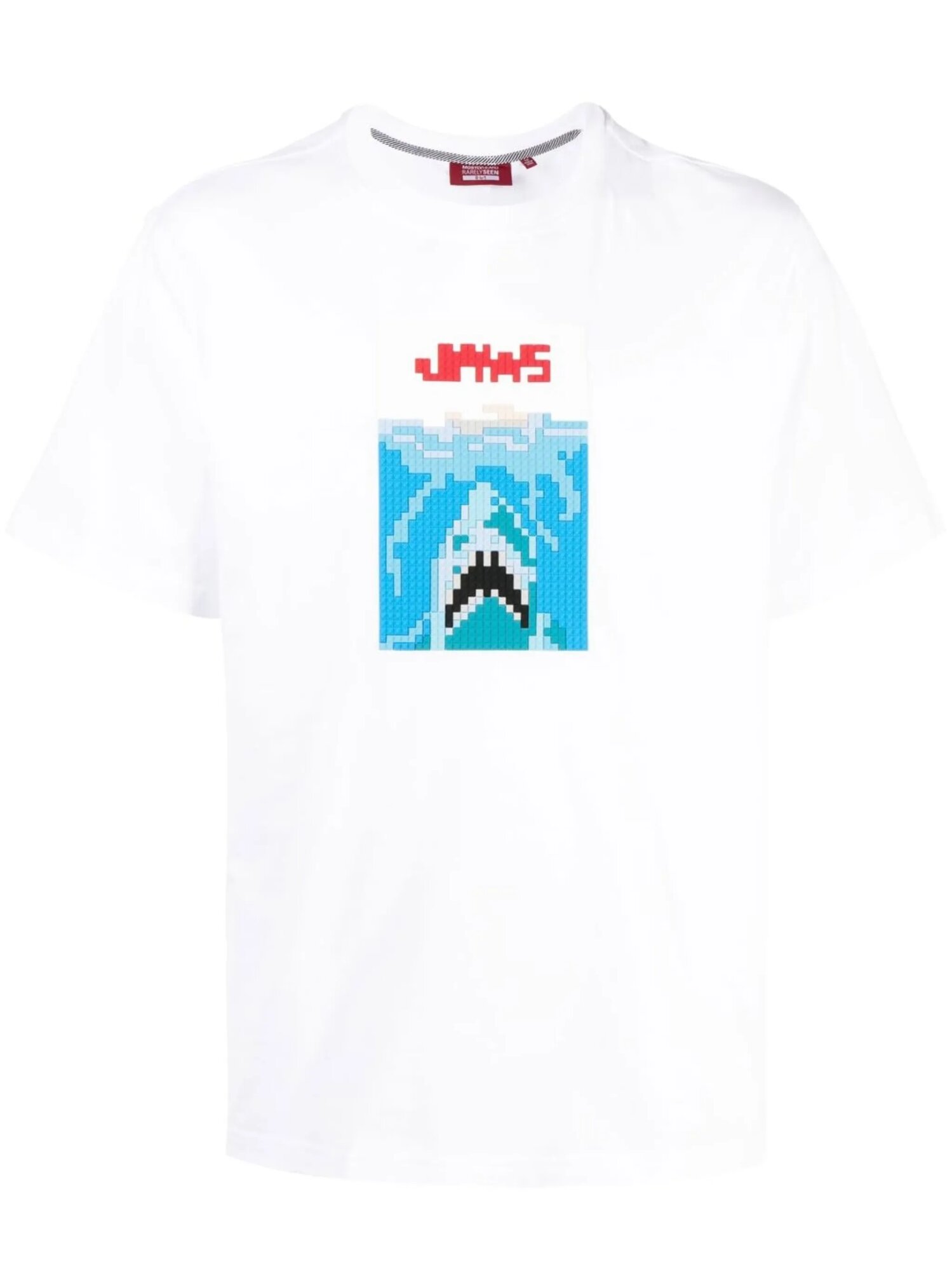 Футболка Sharkbite