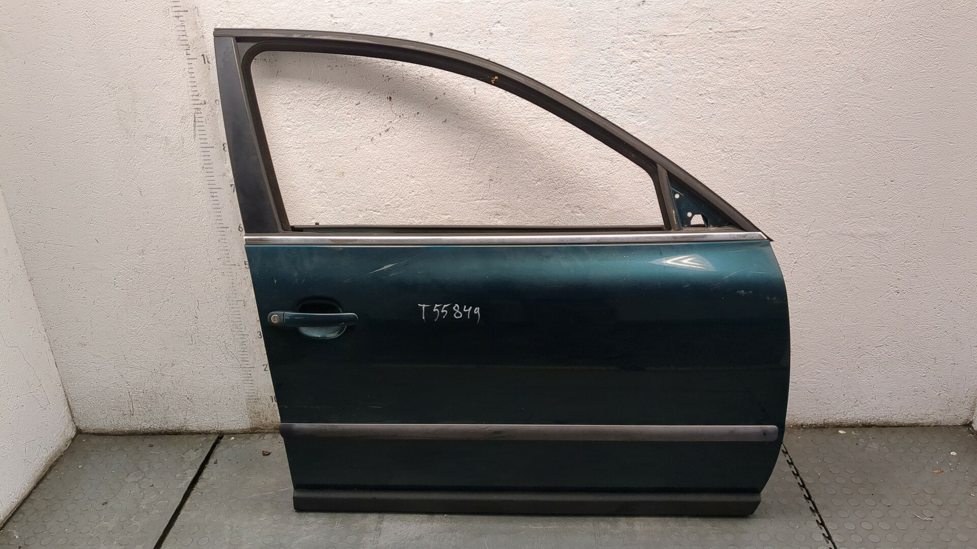 Дверь боковая (легковая) правая передняя Volkswagen Passat 5 Б/У